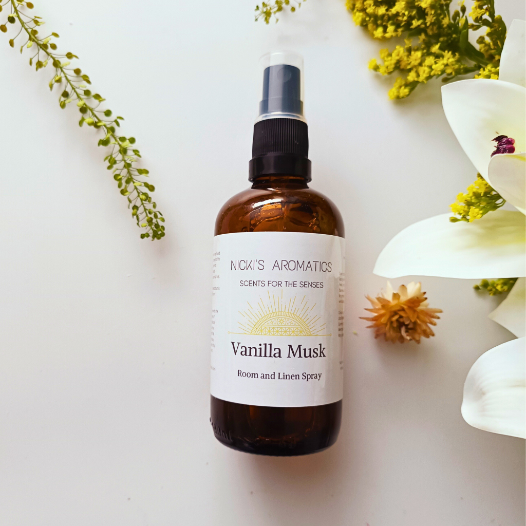Vanilla Musk Room Spray – Natural Spicy & Musky Mist – Nicki's Aromatics